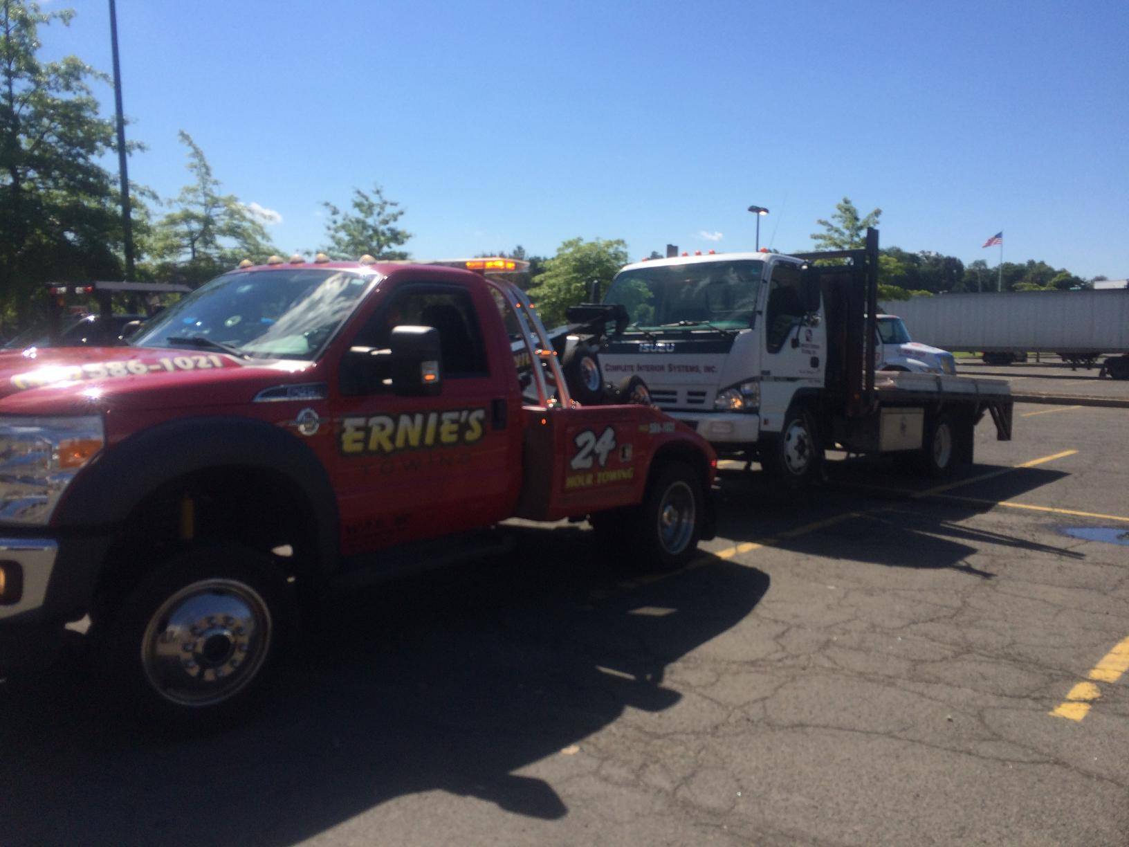 24/7 Emergency Roadside Assistance & Towing in Western MA | Northampton ...