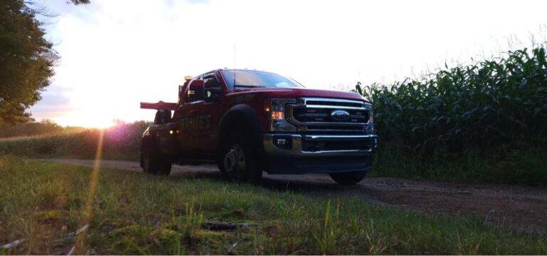 24/7 Emergency Roadside Assistance & Towing in Western MA | Northampton ...